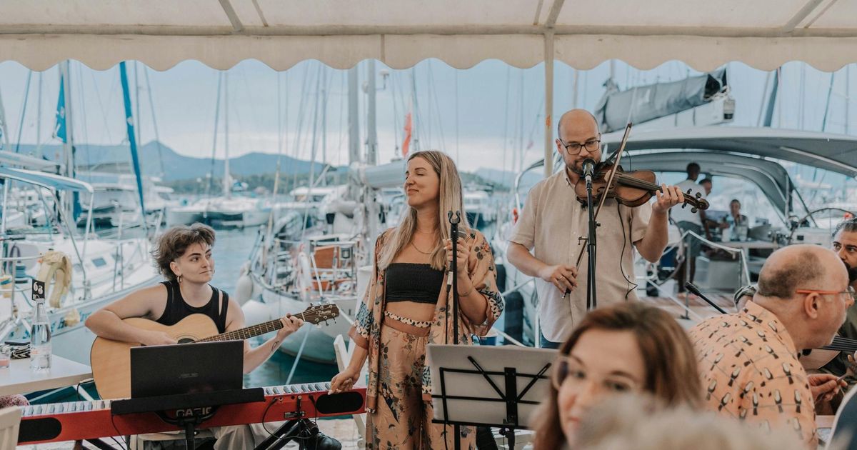 Greek and Corfian Live Music Performance at Corfu's Old Fortress - Tinggly