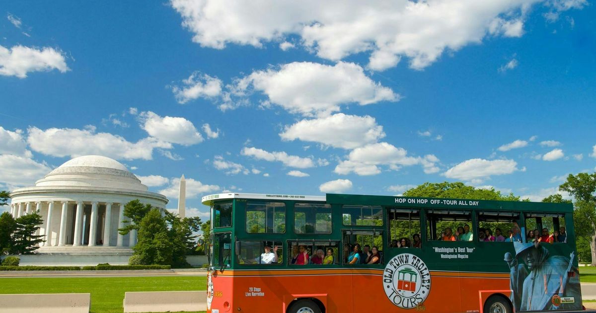 Washington DC Trolley Tour with Arlington National Cemetery Tour - Tinggly