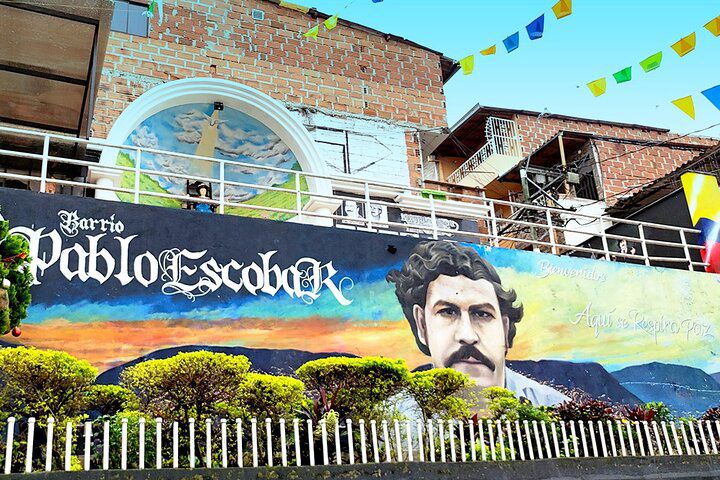 Pablo Escobar Tour; House, Jail, Altar, Place of Death and Grave - Tinggly